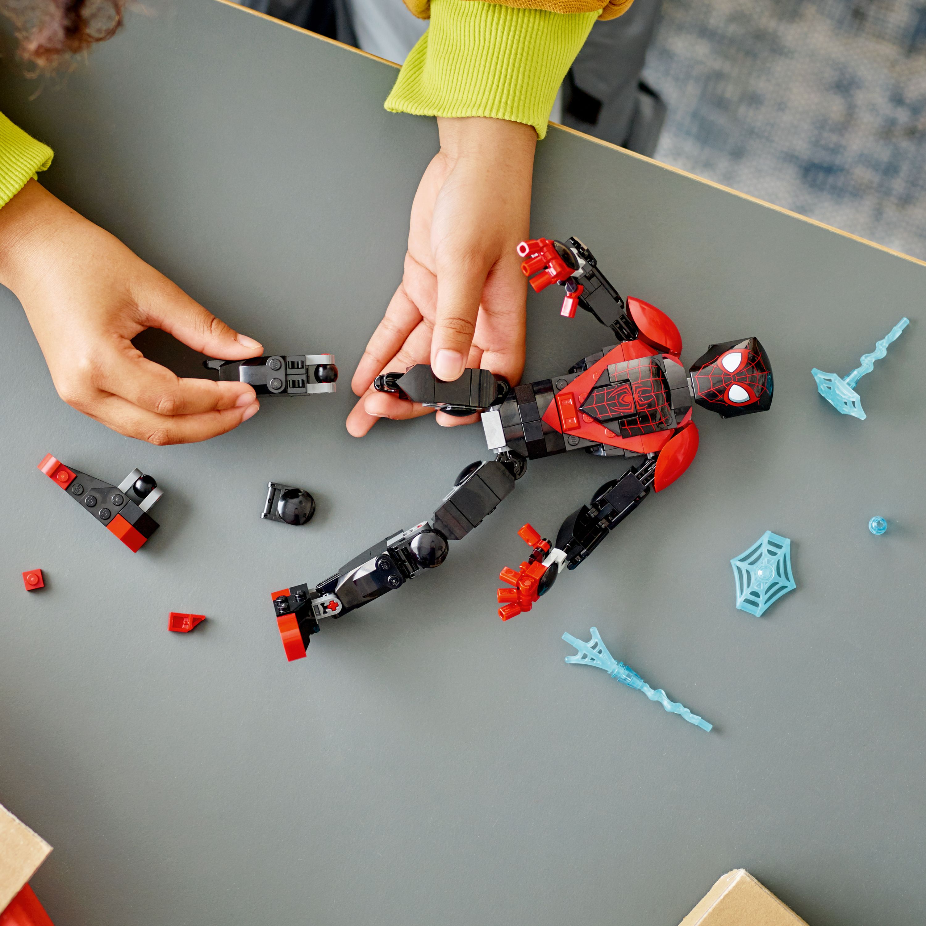 Купить недорого Lego Super Heroes Фигурка Майлза Моралеса, 76225 в ...